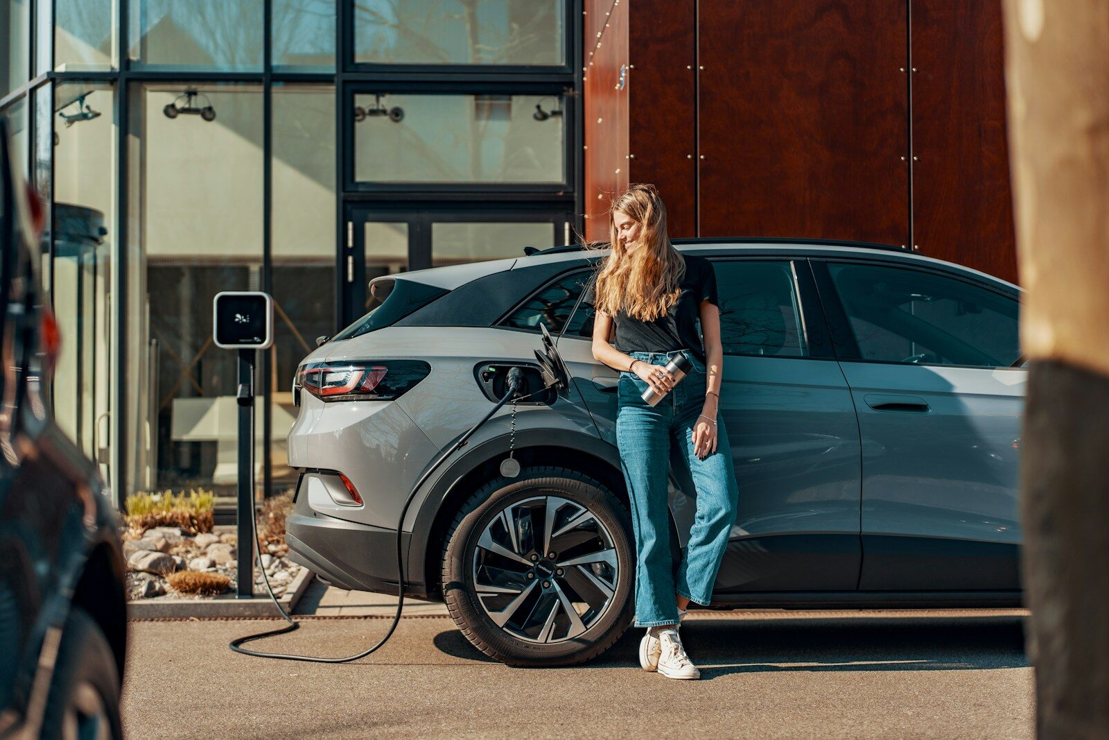 Turnkey Operator Roles in EV Charging Projects - Bonjour Idée